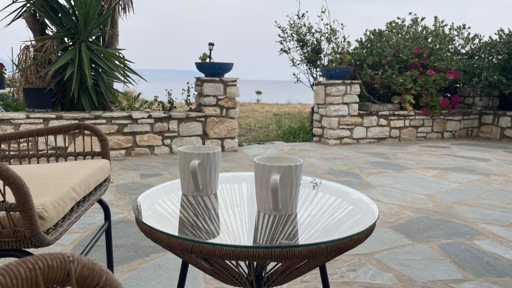 Mini Beach House, Logaras (updated prices 2026)