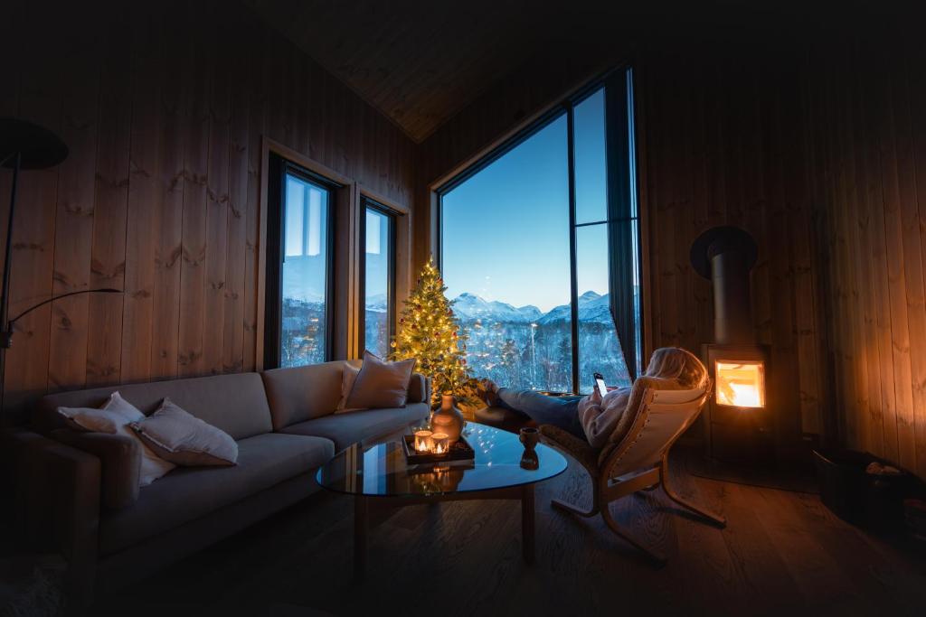 Luxury Nordic Suite with Private Sauna and Panoramic Mountain Views ...