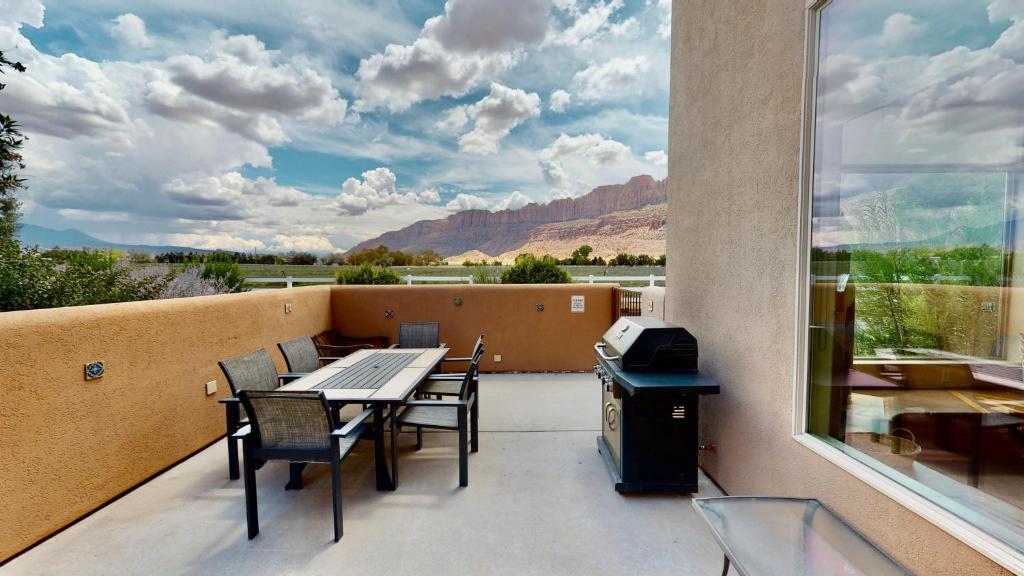 Base Camp #K2, Moab (updated prices 2025)