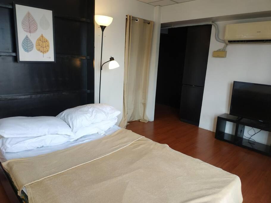 Bi-level 22nd Floor View of BGC, Fort Victoria!, Manila (preços ...