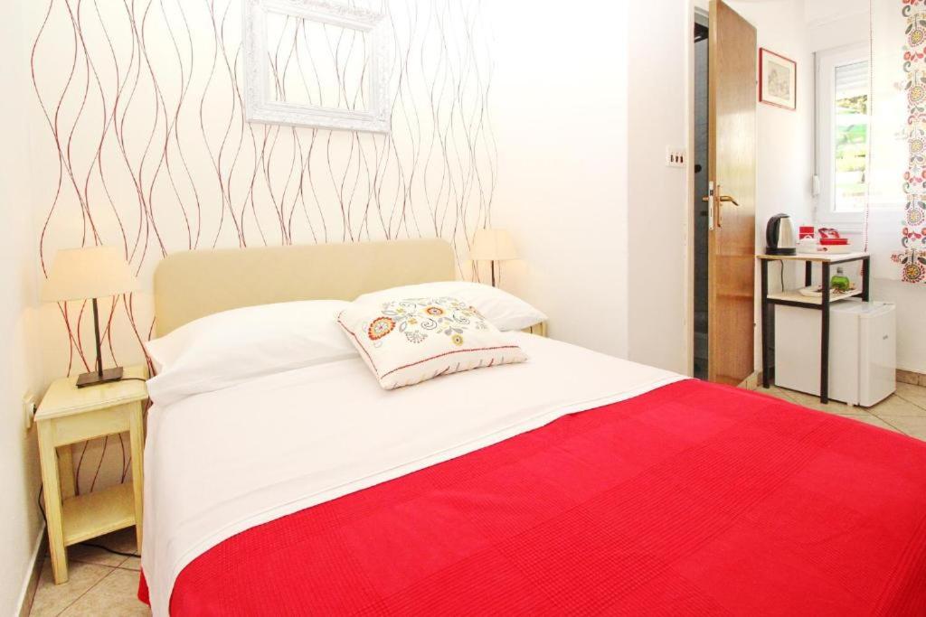 Room Rose, Baška (updated prices 2026)