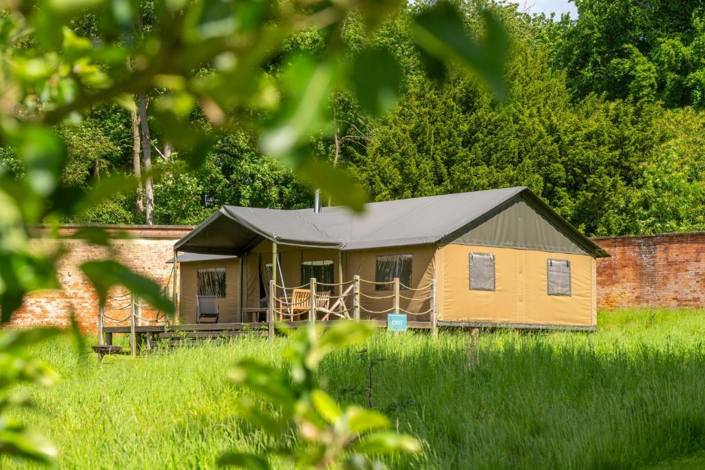 Coot - Exton Park, Exton (updated prices 2026)