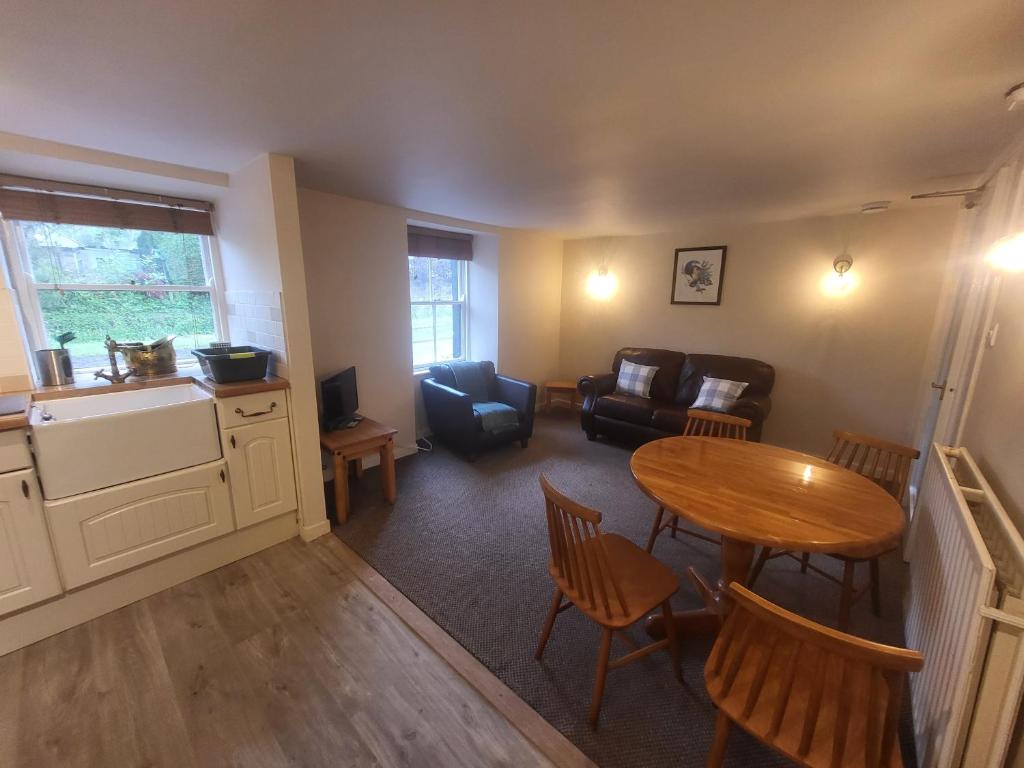 THE Waterloo Arms Hotel, Chirnside (updated prices 2025)
