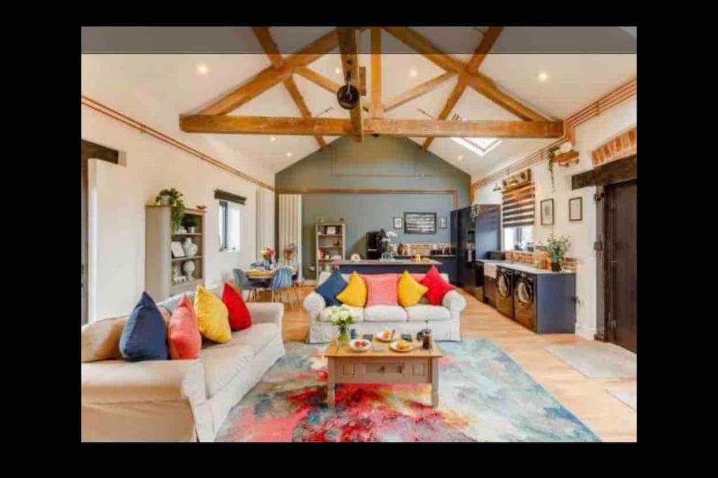 Tank Barn at Brook House, Nestled in the Welsh Hills, a delightful ...