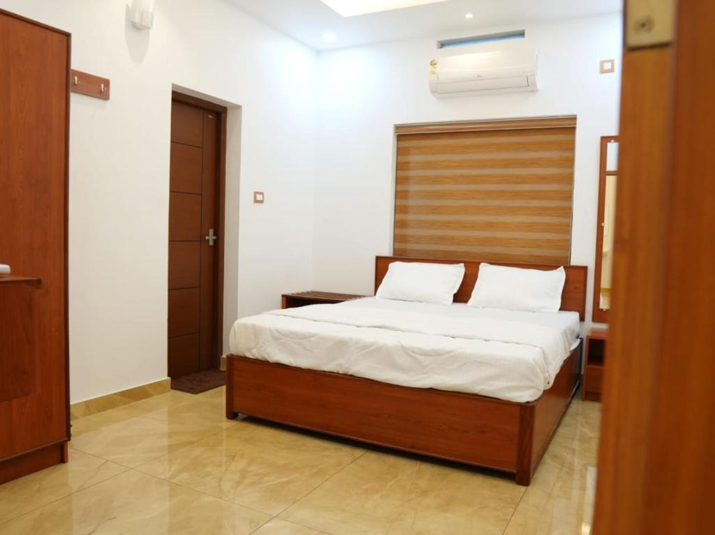 Neom's Golden Gate, Alwaye (updated prices 2025)