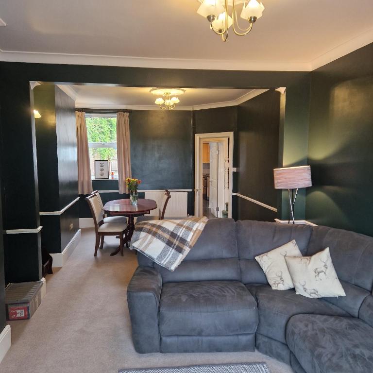 Company Let,5x double bed in Lowestoft overlooking the new Gull Bridge ...