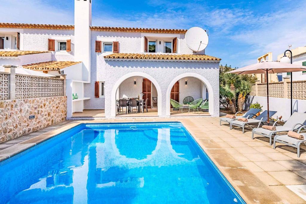 Villa Monsy 2, El Port (updated prices 2026)