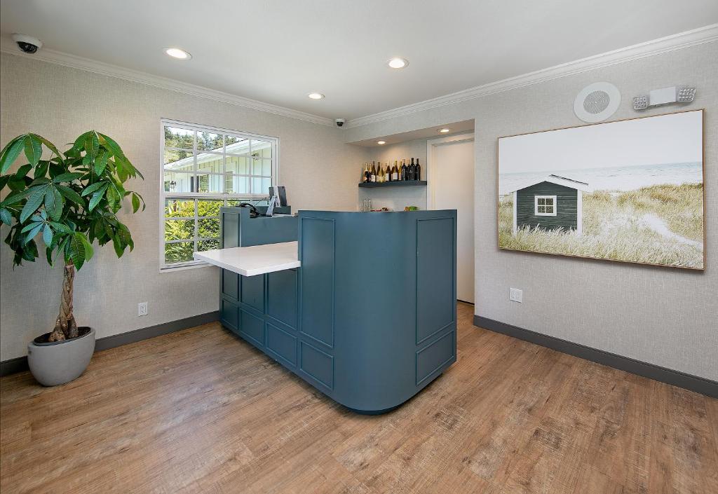 Fireside Inn on Moonstone Beach, Cambria (updated prices 2025)