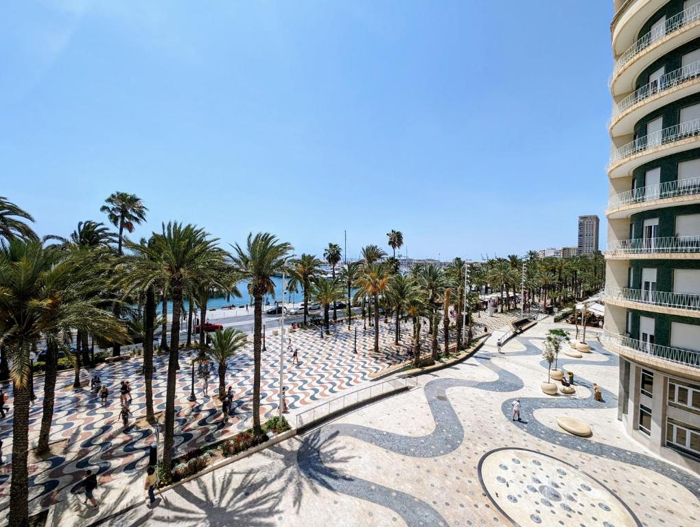 Varema Explanada, Alicante (updated prices 2025)