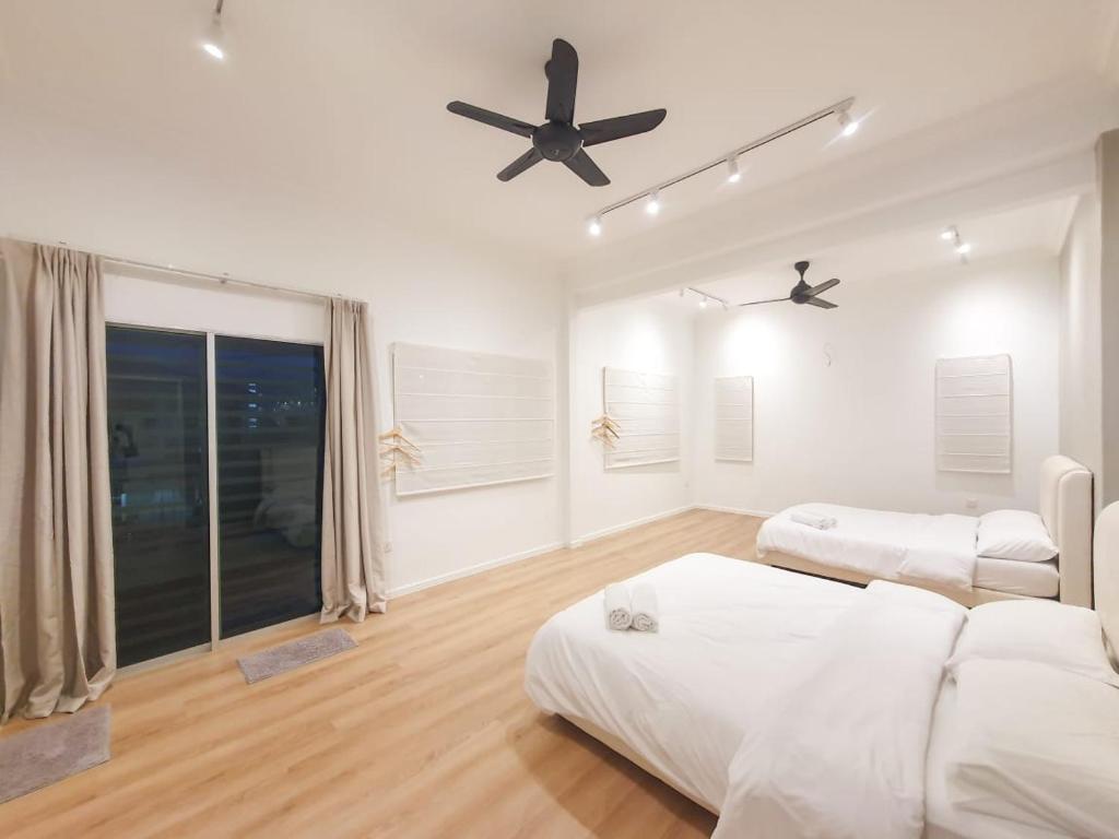 Spacious Corner Landed House Golden Hills Night Market, Brinchang ...