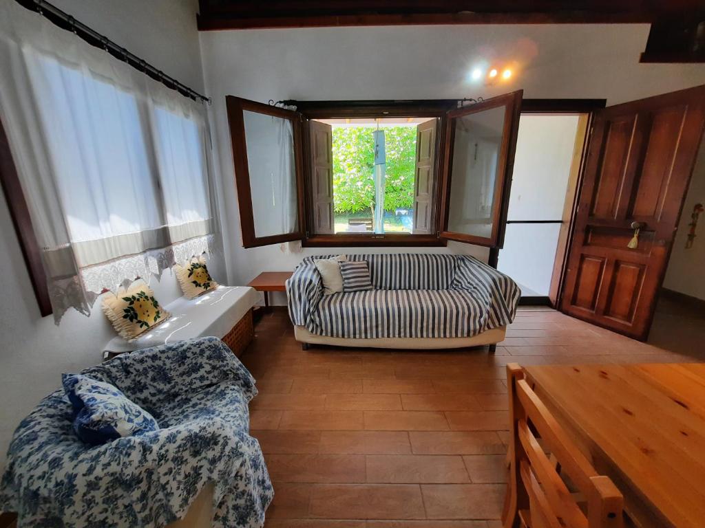 Chapel`s House, Pteleós (updated prices 2025)