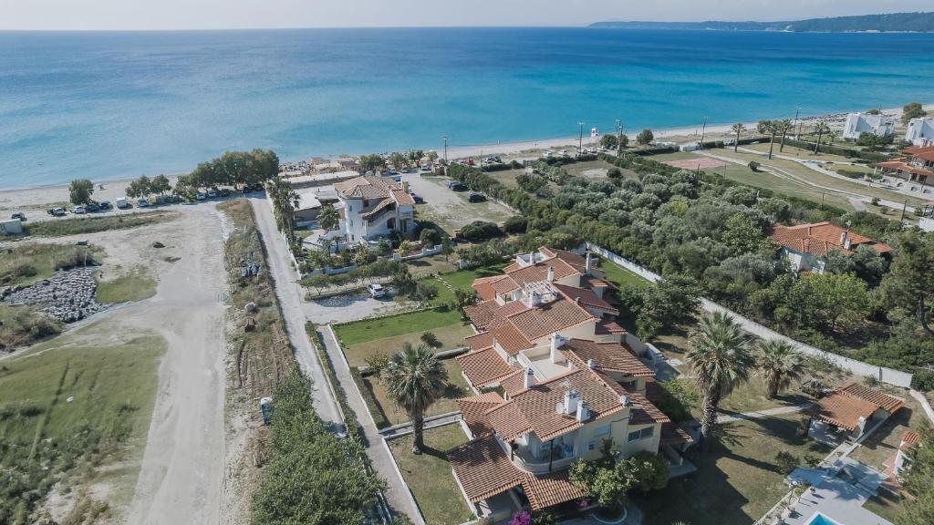 Encore Sea Side Villa, Posidi, Possidi (updated prices 2025)