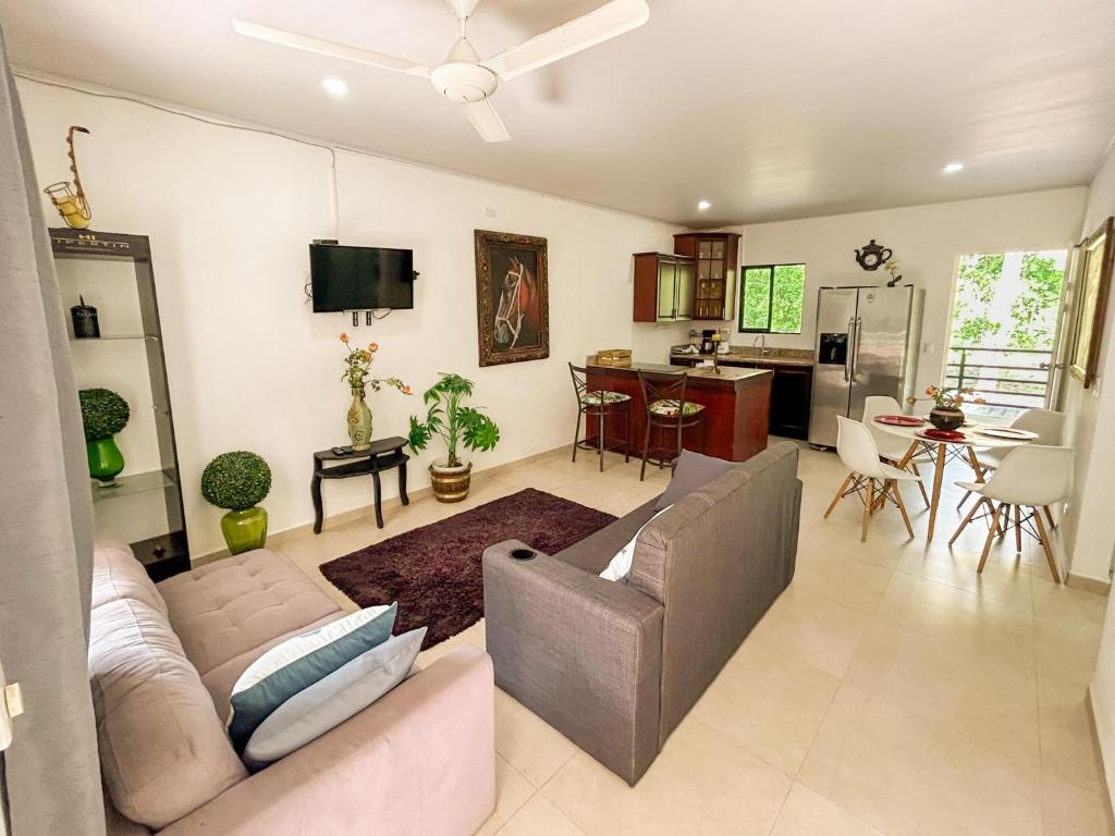 Villa Encanto - Jungle & river views! In Jaco, Jacó (updated prices 2025)