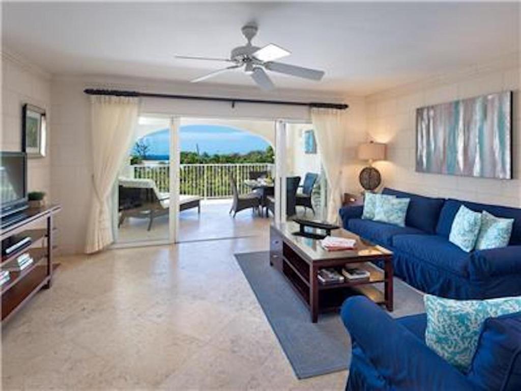 Luxury 5 stars Royal Apartments -1 Bed Communal Pool, Saint James ...