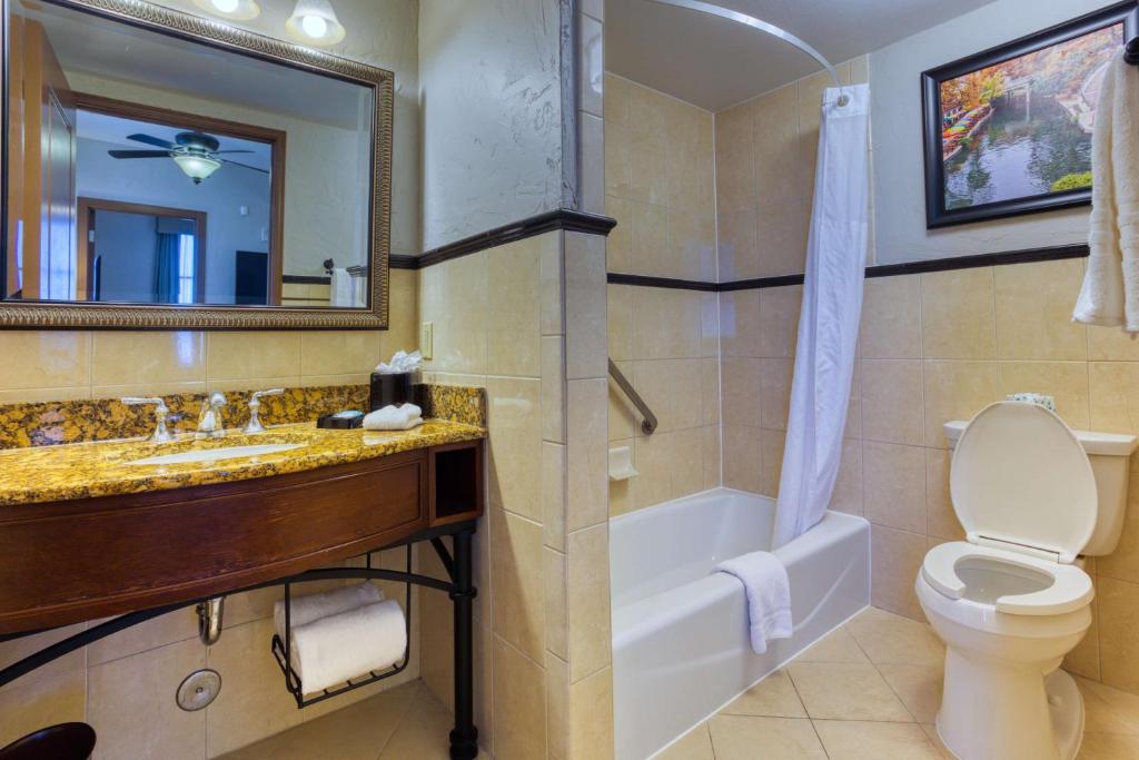 Drury Plaza Hotel San Antonio Riverwalk, San Antonio (updated prices 2025)