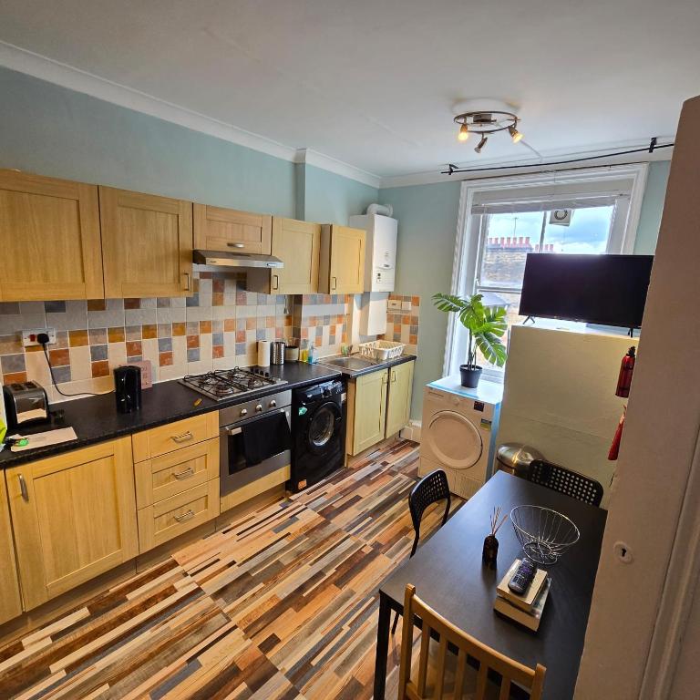 MARYLEBONE- HIGH STREET Flat PERFECT LOCATION, London (updated prices 2025)