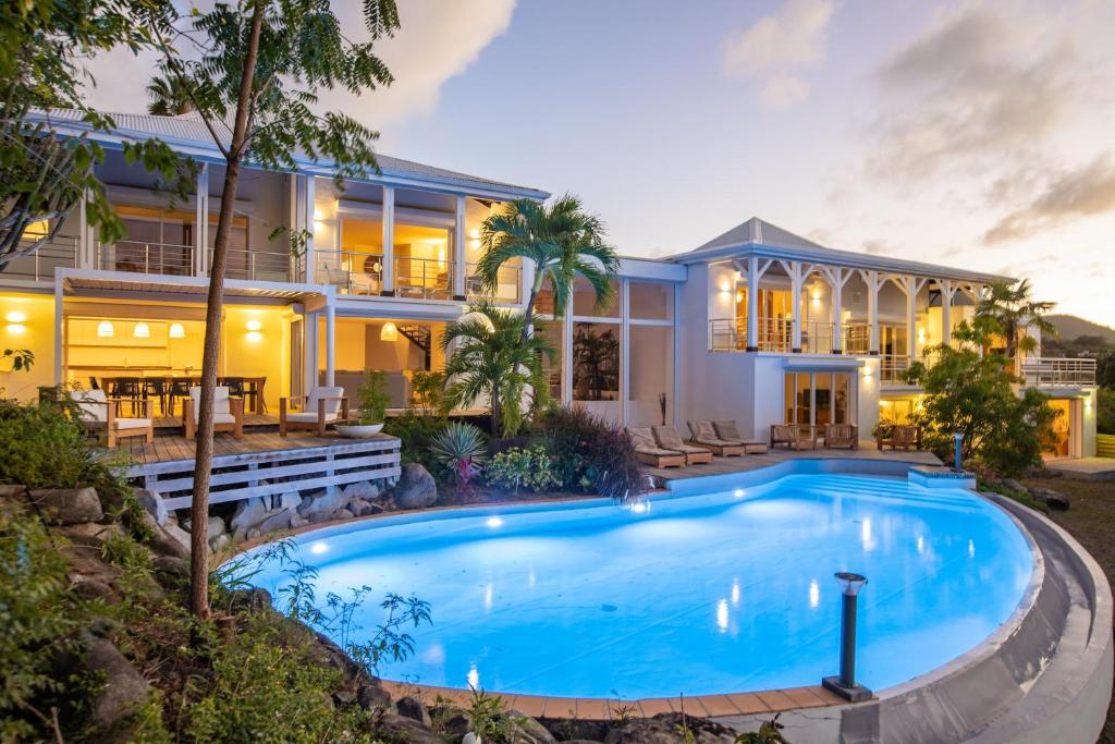 Beautiful 7 Bedroom Villa with Private Pool, Grand Case (preços ...