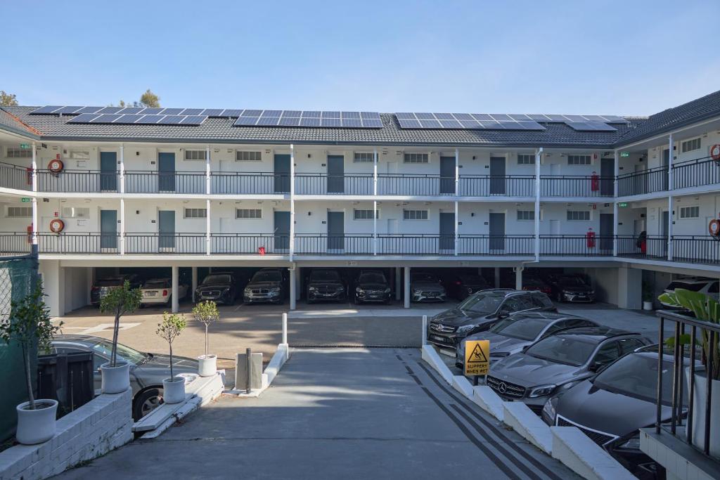 Killara Hotel & Suites, Killara (updated prices 2025)