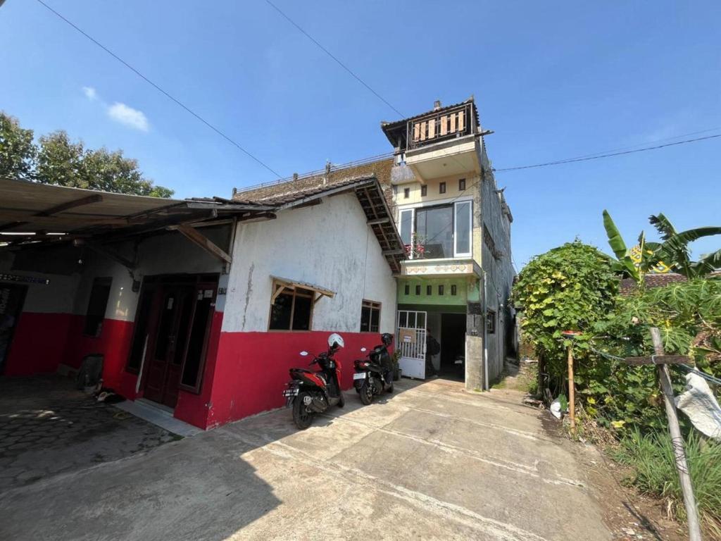 SPOT ON 93999 Kost Ibu Joko Syariah, Lawang (updated prices 2025)