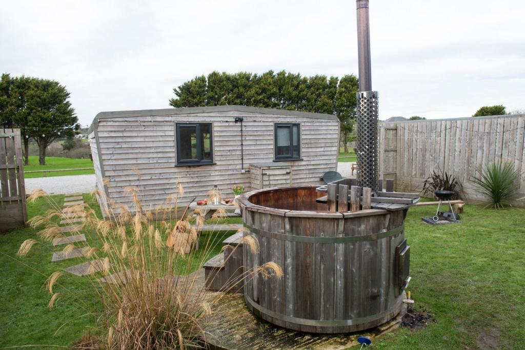 Longstone Lodge, Helston, Helston (updated prices 2024)