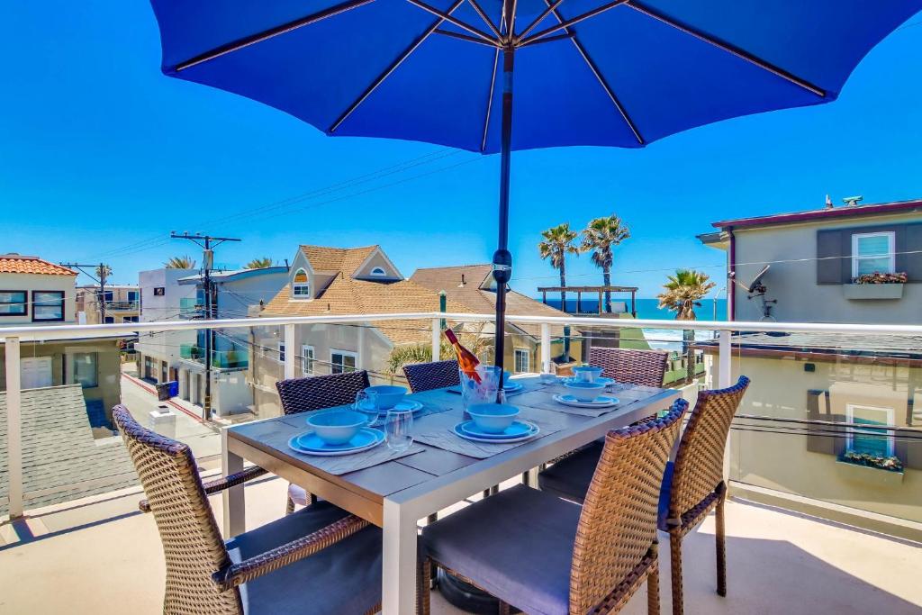 B5134 Nautical Beach House, San Diego (updated prices 2025)