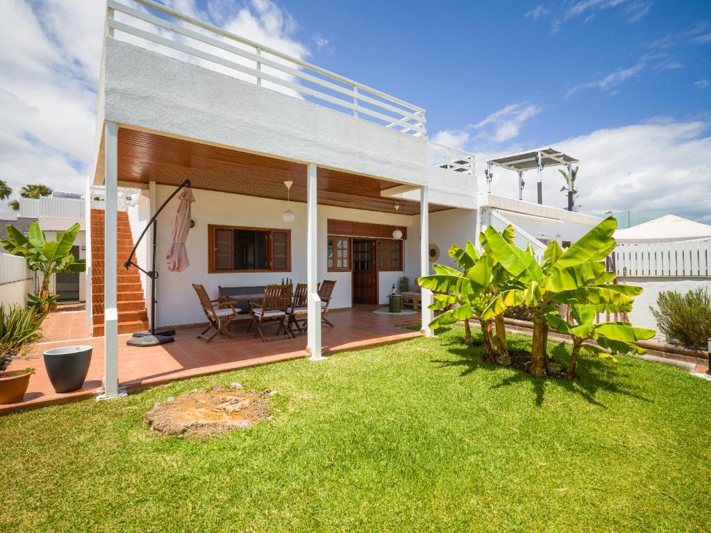 Banana House in Top Location by CanaryScape, Maspalomas (updated prices ...