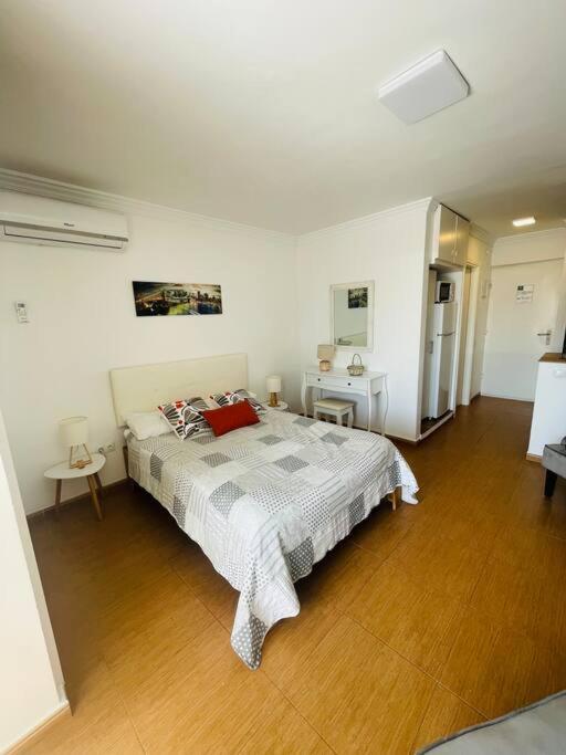 Luminoso Estudio c magnificas vistas, Recp 24 hs, Benalmádena (aktualisierte Preise für 2025)