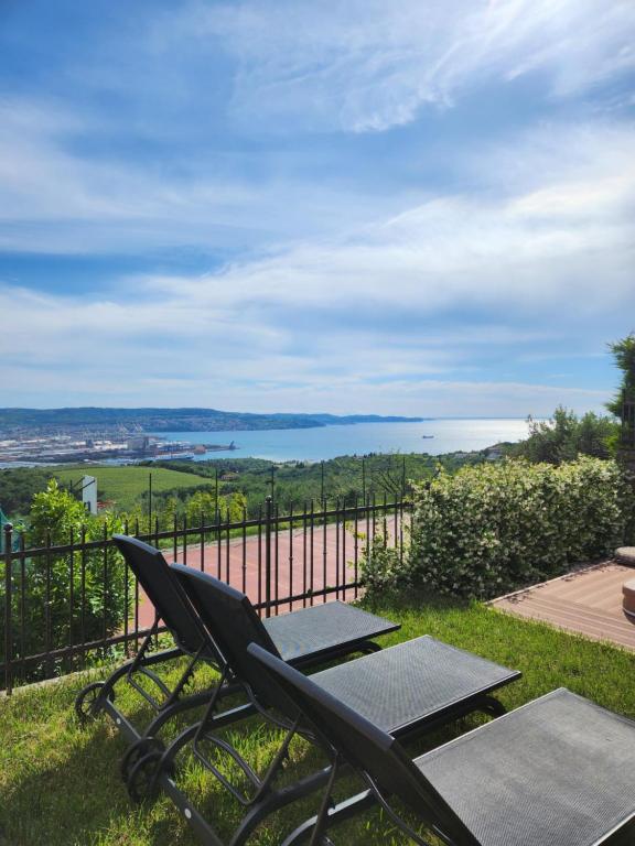 Apartment Koper with Sea View and jacuzzi, Koper (updated prices 2026)