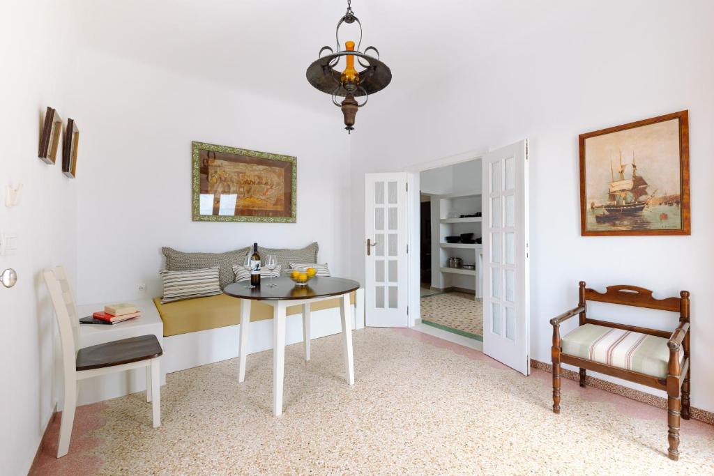Kaminia Holiday Homes, Éxo Goniá (precios actualizados 2025)