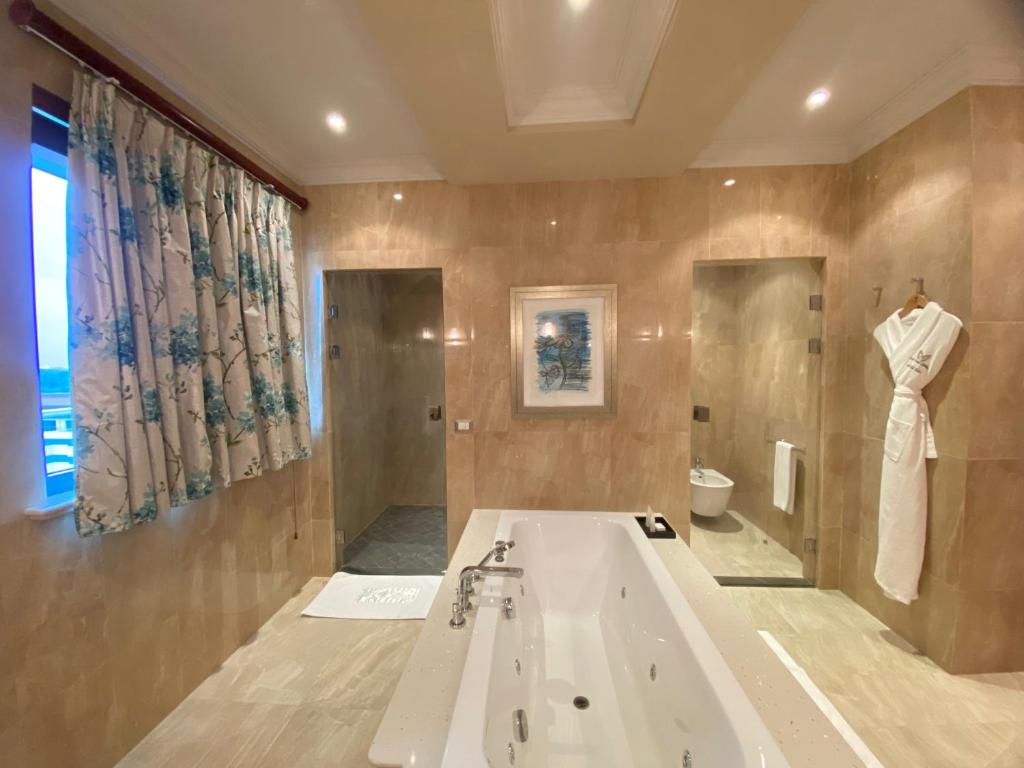 Grand Hotel Djibloho, Djibloho (updated prices 2025)