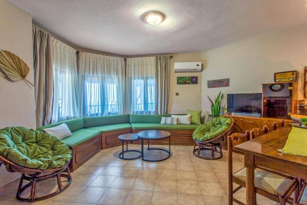 Stavros & Maria's Haus, Gerakini (updated prices 2025)