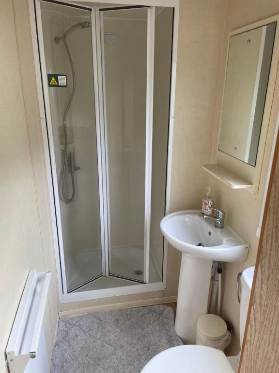 Discover Serenity in Our 3-Bed Static Caravan at Clarach Bay Holiday ...