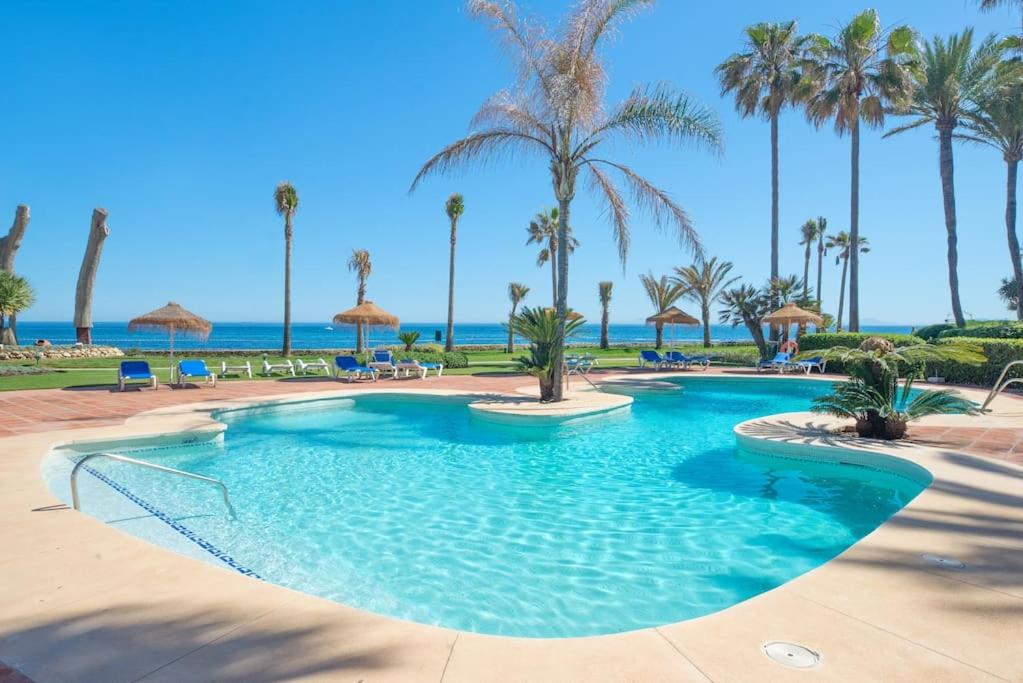 Alcazaba Beach three bedroom Apartment, Estepona (updated prices 2025)