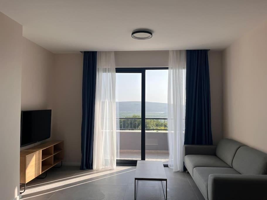 View Kavac, Tivat (aktualisierte Preise für 2025)