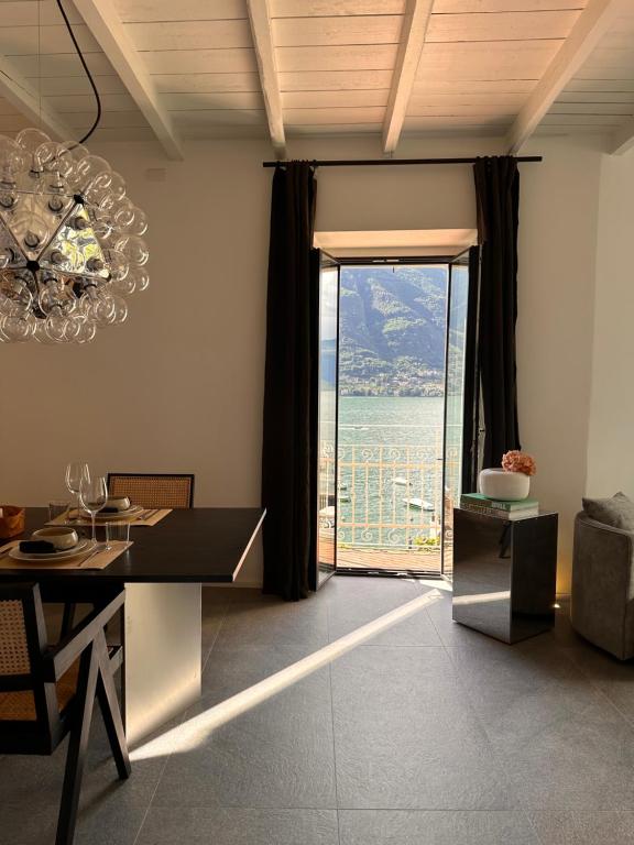 CasaB Lake Como, Riva (updated prices 2025)