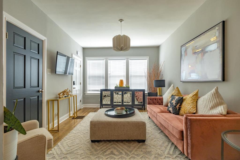 Red Robin Rentals - Wicker Park, Chicago (updated prices 2026)