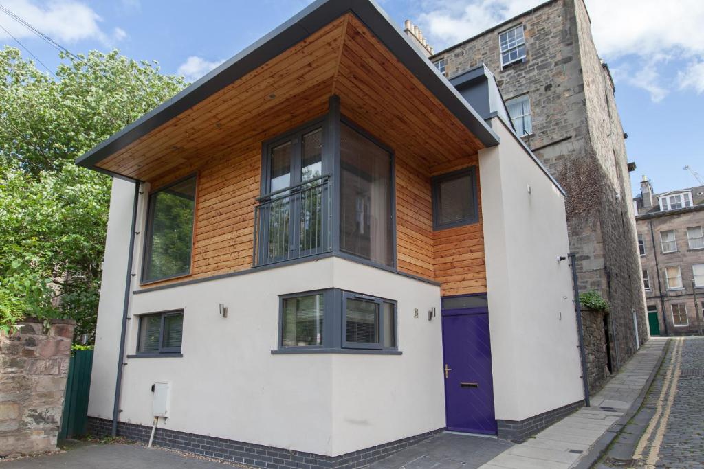 Stylish City Centre 2 bed House - Amazing Location, Edinburgh (updated ...
