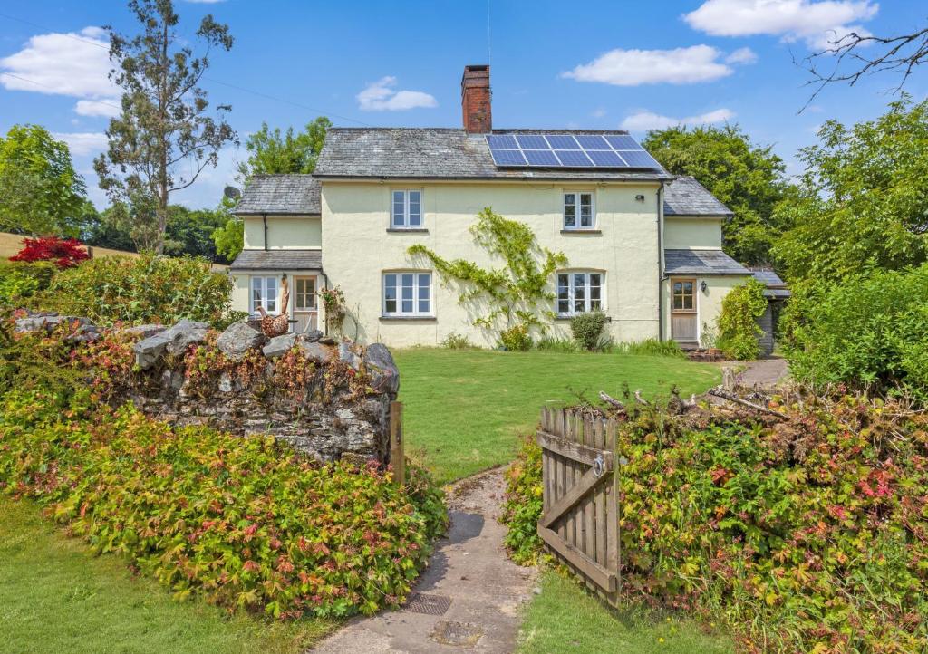 One Lower Spire Cottage Liscombe, Dulverton (updated prices 2025)