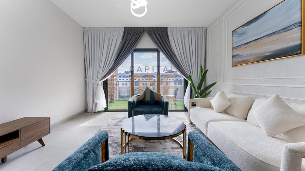 Offer! 1BR, Pool view, Eleganz 07- JVC, Dubaï (tarifs actualisés, 2026)