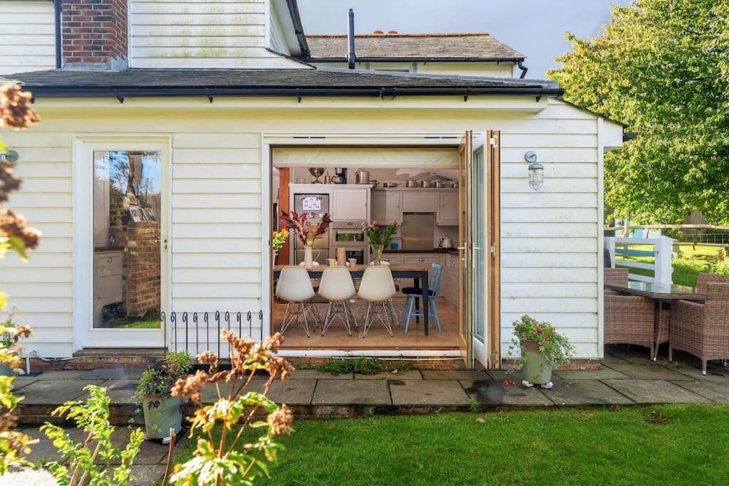 Stylish family friendly retreat near Rye, Iden (updated prices 2026)