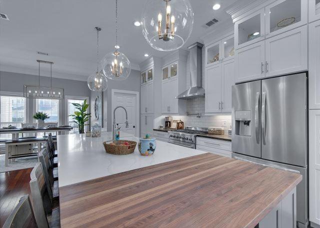 Miss Ellie, Destin (precios actualizados 2025)