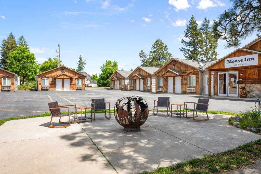 Moose Inn, Spirit Lake (updated prices 2026)