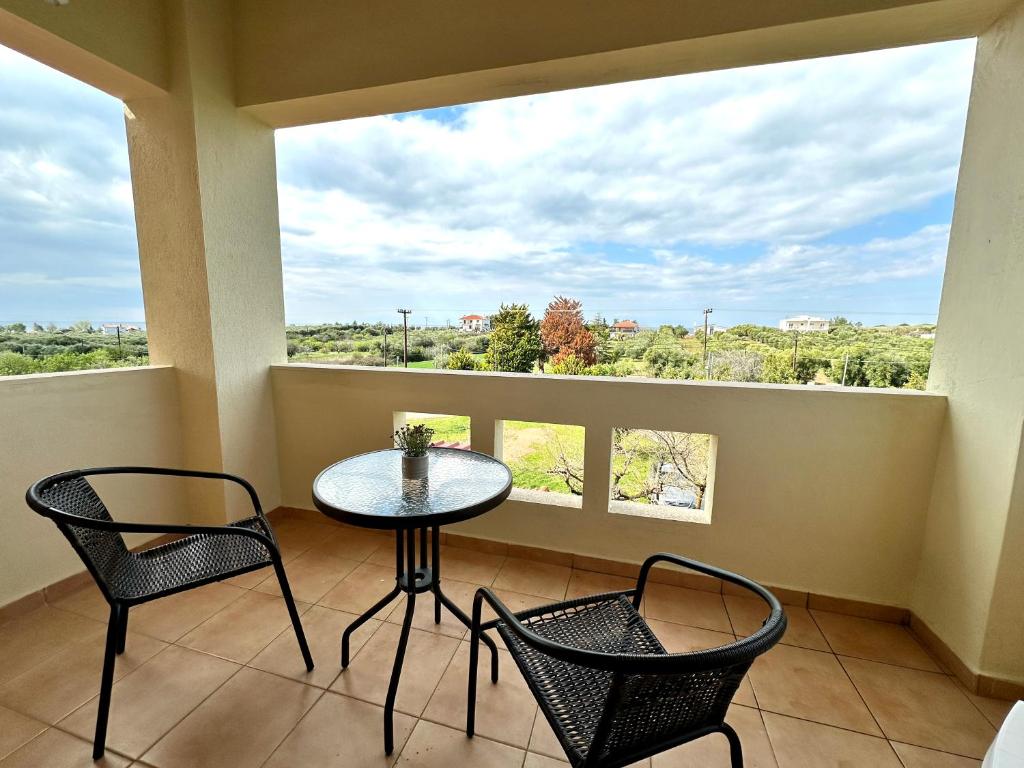 El Puente House, Nea Potidaea (updated prices 2025)