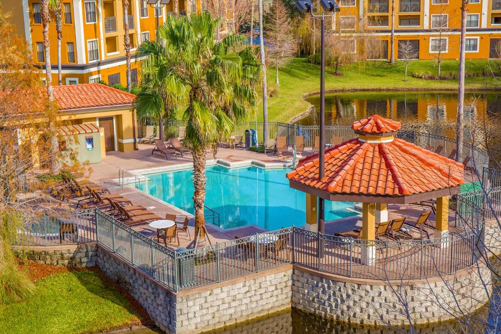 Floridays Orlando Two & Three Bed Rooms Condo Resort, Orlando (updated ...