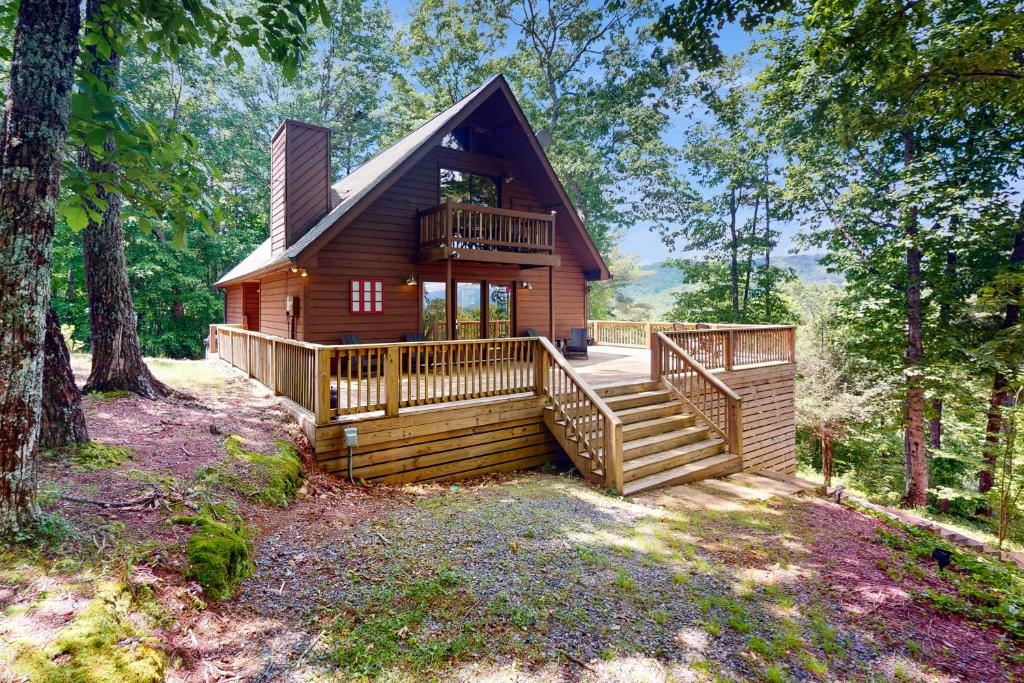 Hawk Hollow, Ellijay (updated prices 2026)