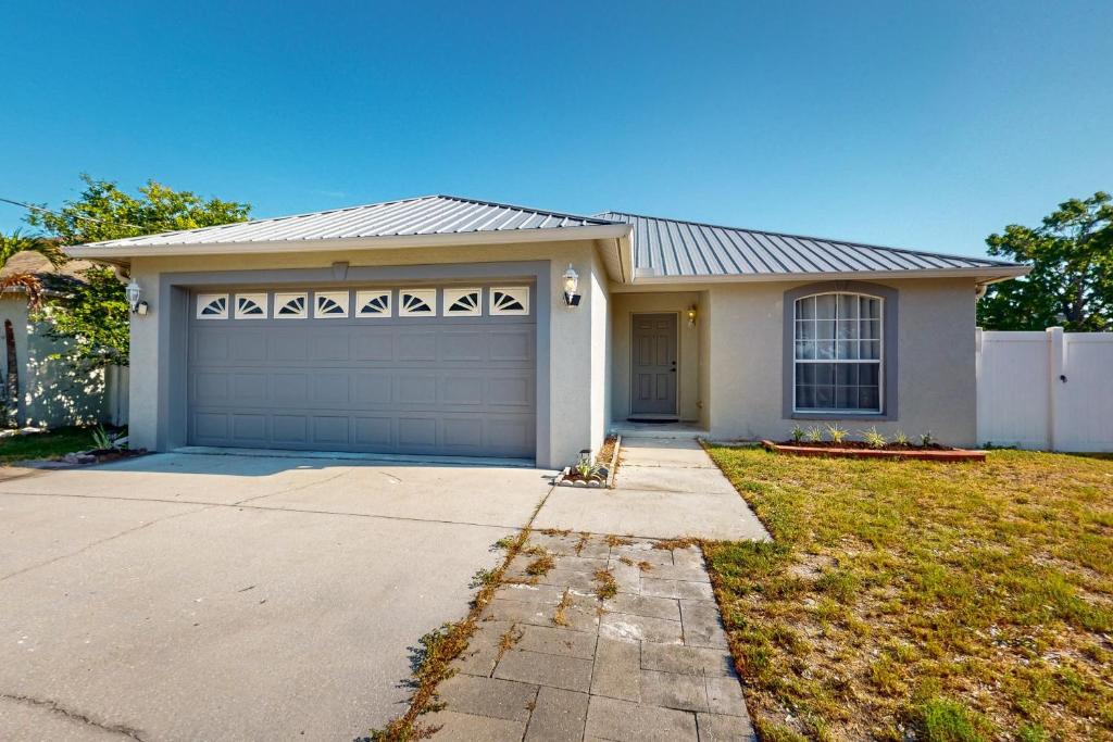 Urban Tempo, St. Petersburg (updated prices 2025)