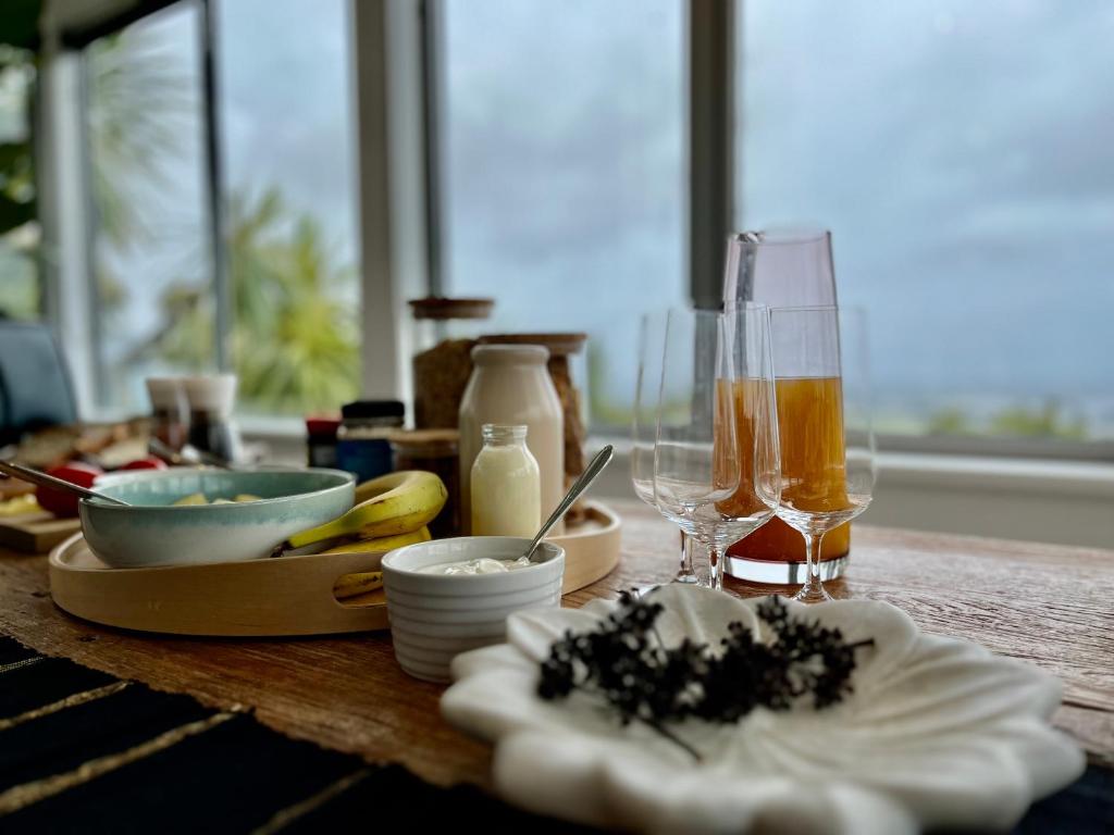 The Lighthouse - Free Breakfast with Stunning Mountain & Sea Views ...