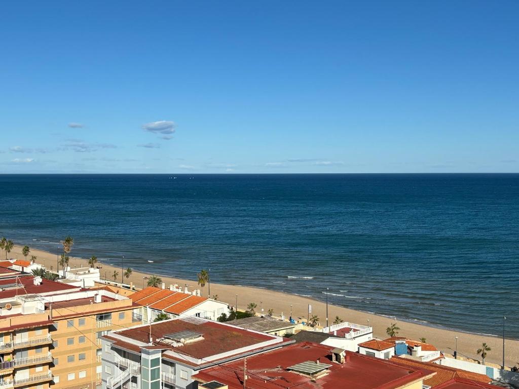 Miramar III, Miramar (updated prices 2025)