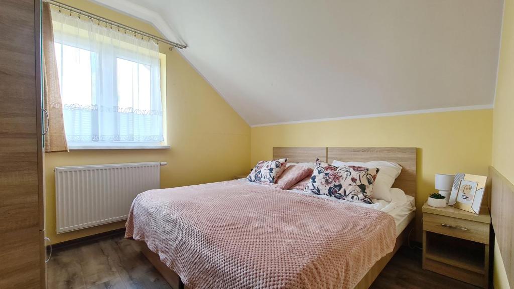 4 Pory Roku, Polańczyk (updated prices 2025)