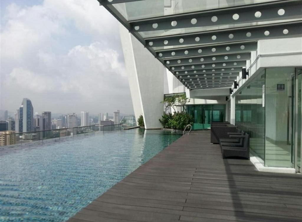 Cozy 2BR*balcony*Infinity Pool @ Regalia KL, Kuala Lumpur (updated ...